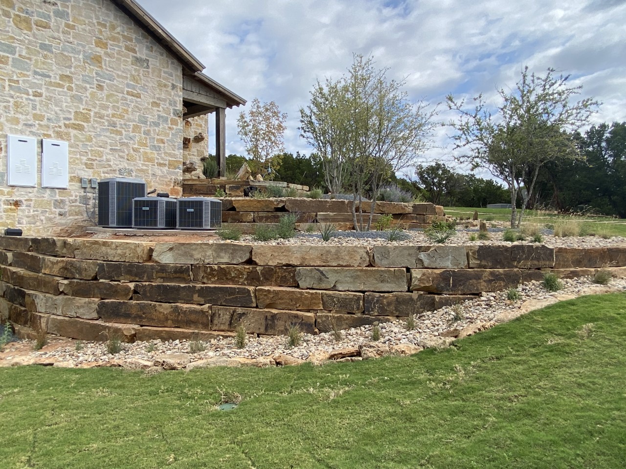 AJ Morley Enterprises: Stone Walls & Retaining Walls